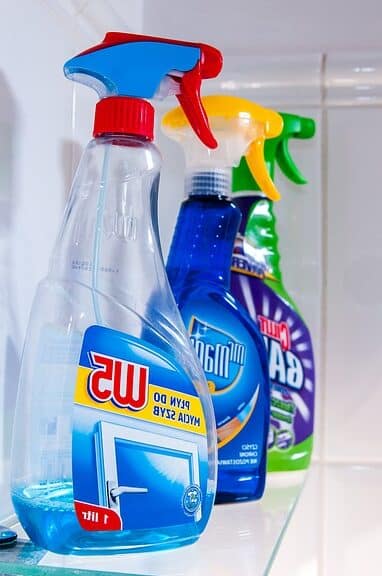 Biocidas: Definición, Usos y Beneficios en el Control de Plagas